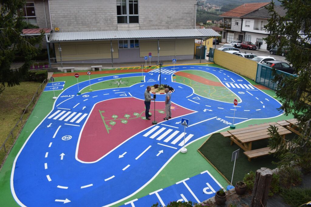 Soutomaior finaliza varias mellora no Colexio Padín Truiteiro - Radio ...