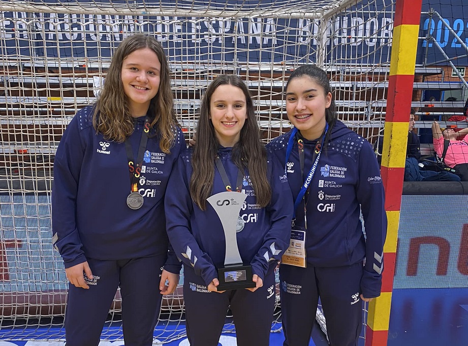 As redondelás Alba Pérez, Leire González e Isabel Álvarez subcampioas ...
