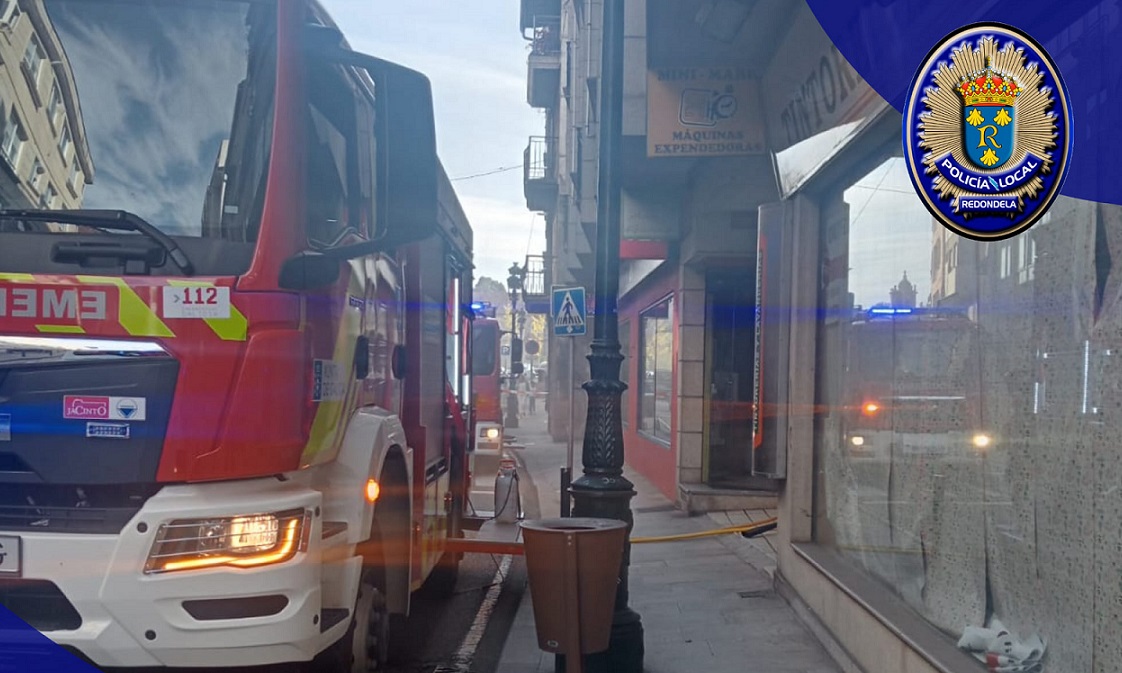 Un incendio causa importantes danos materiais nun local da rúa Pai ...