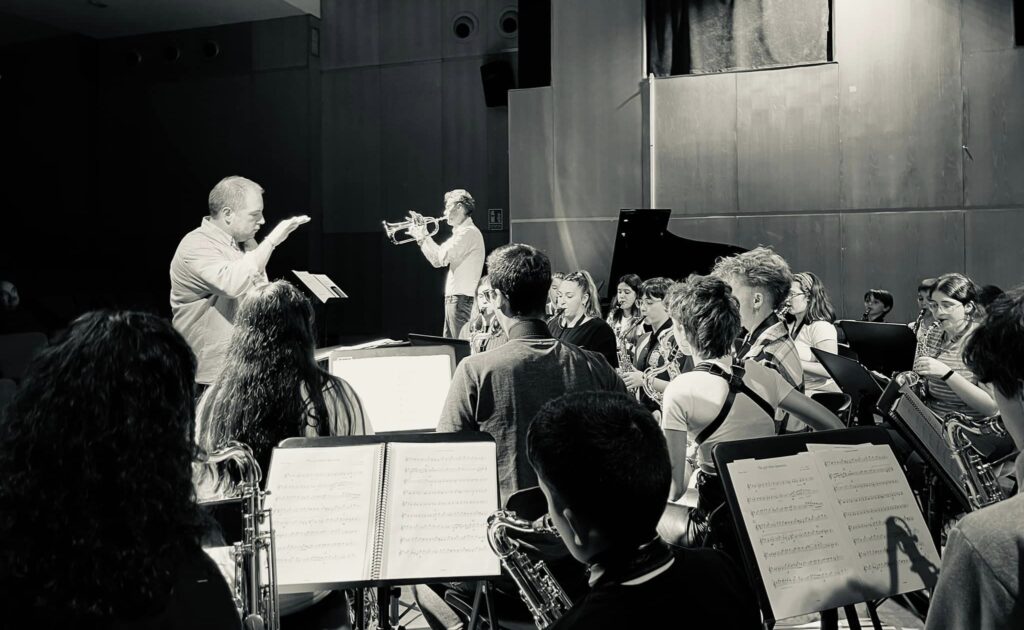 O trompetista holandés Ruud Breuls ofrece un concerto no Multiúsos da ...