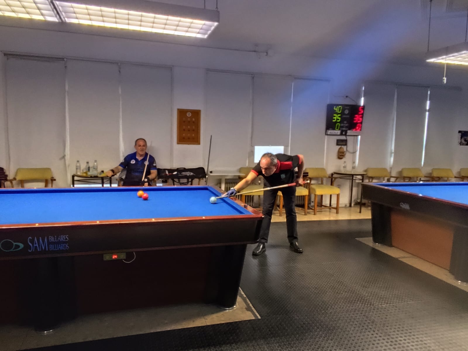 O Club de billar de Chapela loita por clasificarse para o Play Off ...